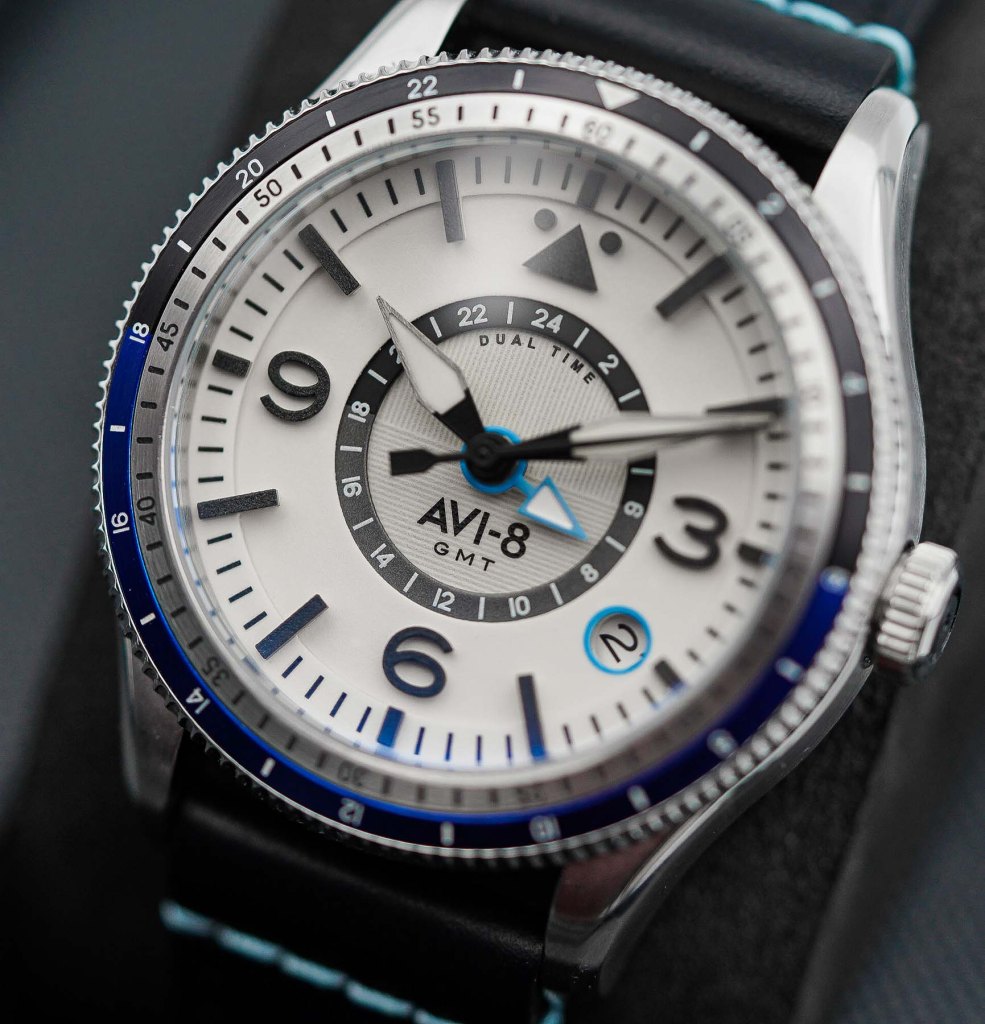 AVI-8 Flyboy Airmaster GMT Automatic (Review) – A Functional Flyer With ...