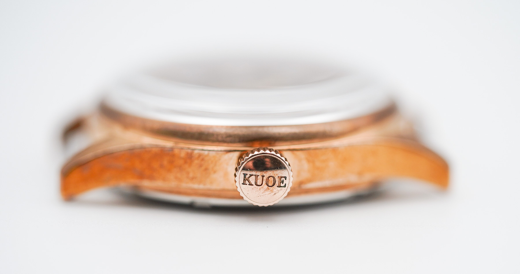 Kuoe Old Smith Bronze 35mm ref.90-002 (Review) – A Vintage Spirit in a ...