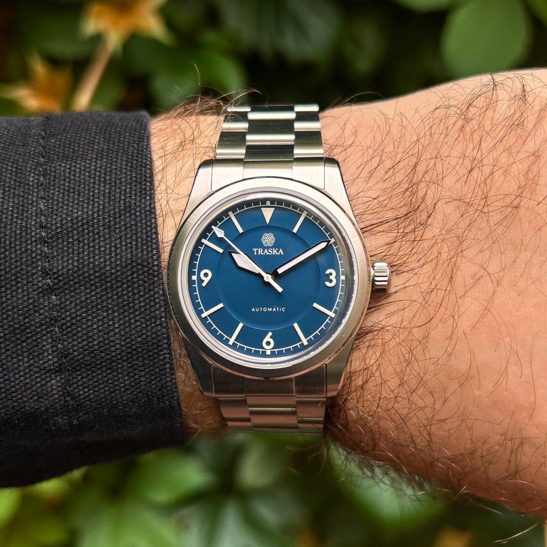 Traska Summiteer 36mm Ref. 6223 (Review) – Ready for Mountains ...