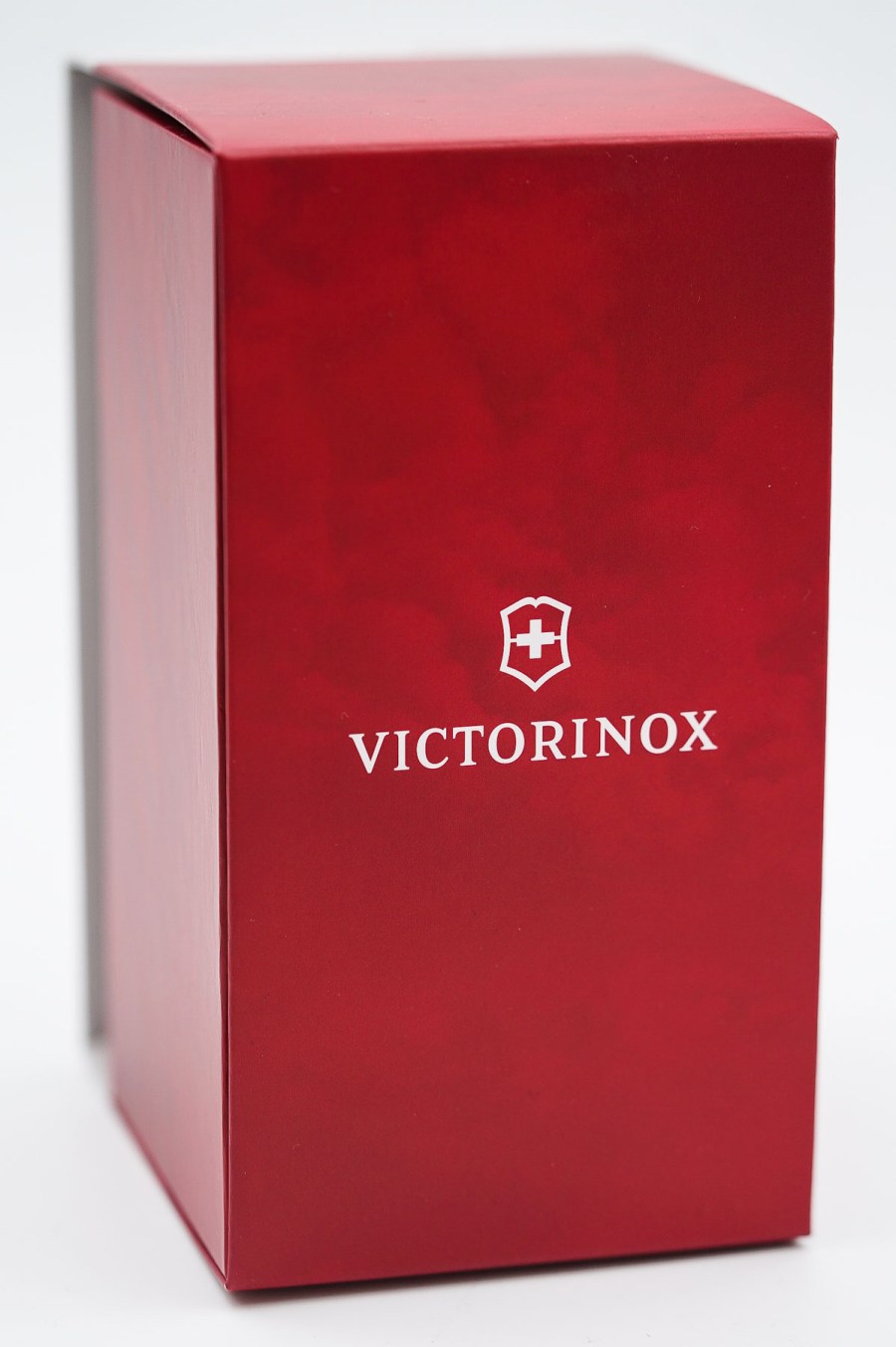 Victorinox Air Pro Automatic GMT (Review) – Swiss Army Knife On Your ...